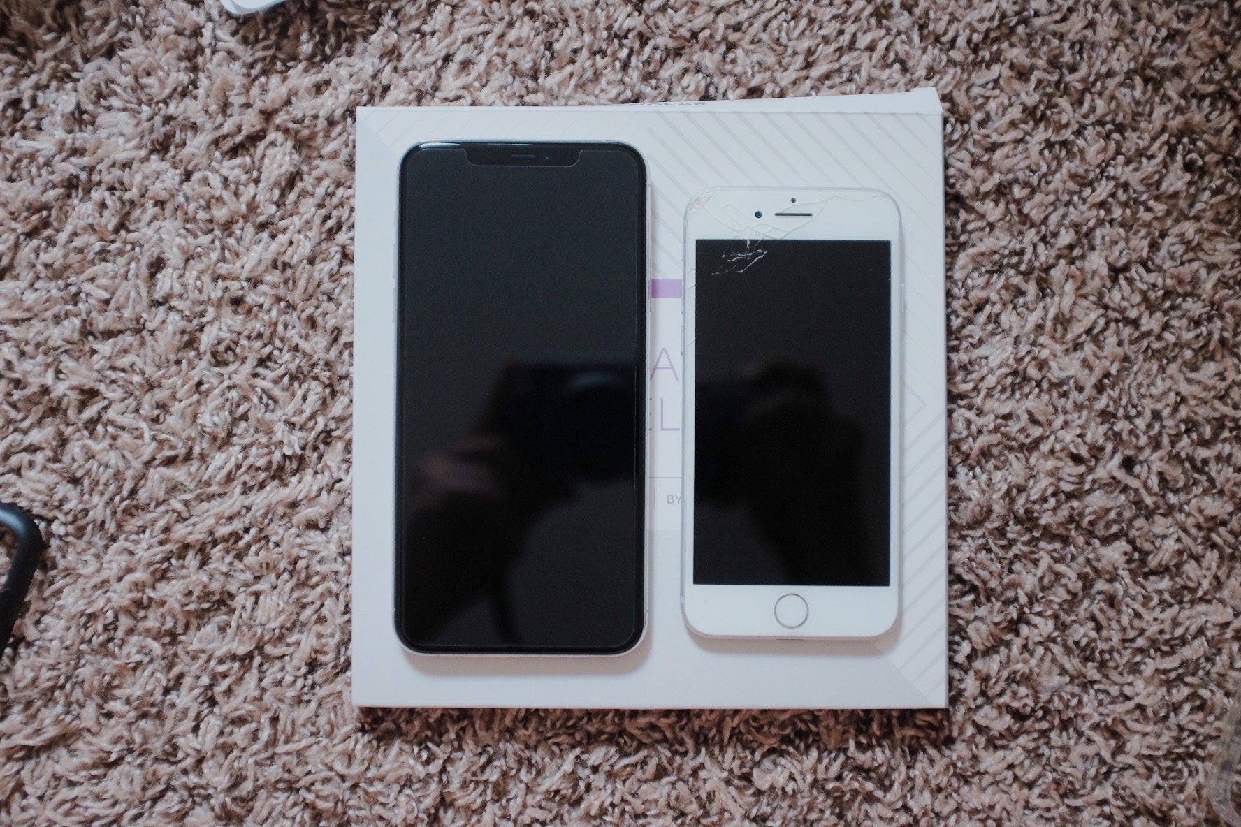 แกะกล่อง iPhone 11 Pro Max สี Silver บอกเลยว่าโคตรสวย!!! - Earth's Blogpost